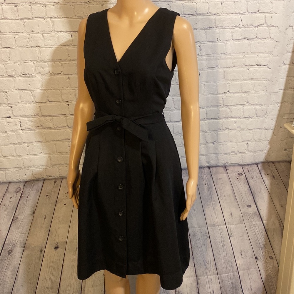 Sleeveless Black Tie-Waisted Loft Brand Dress Sz 2 - Gem